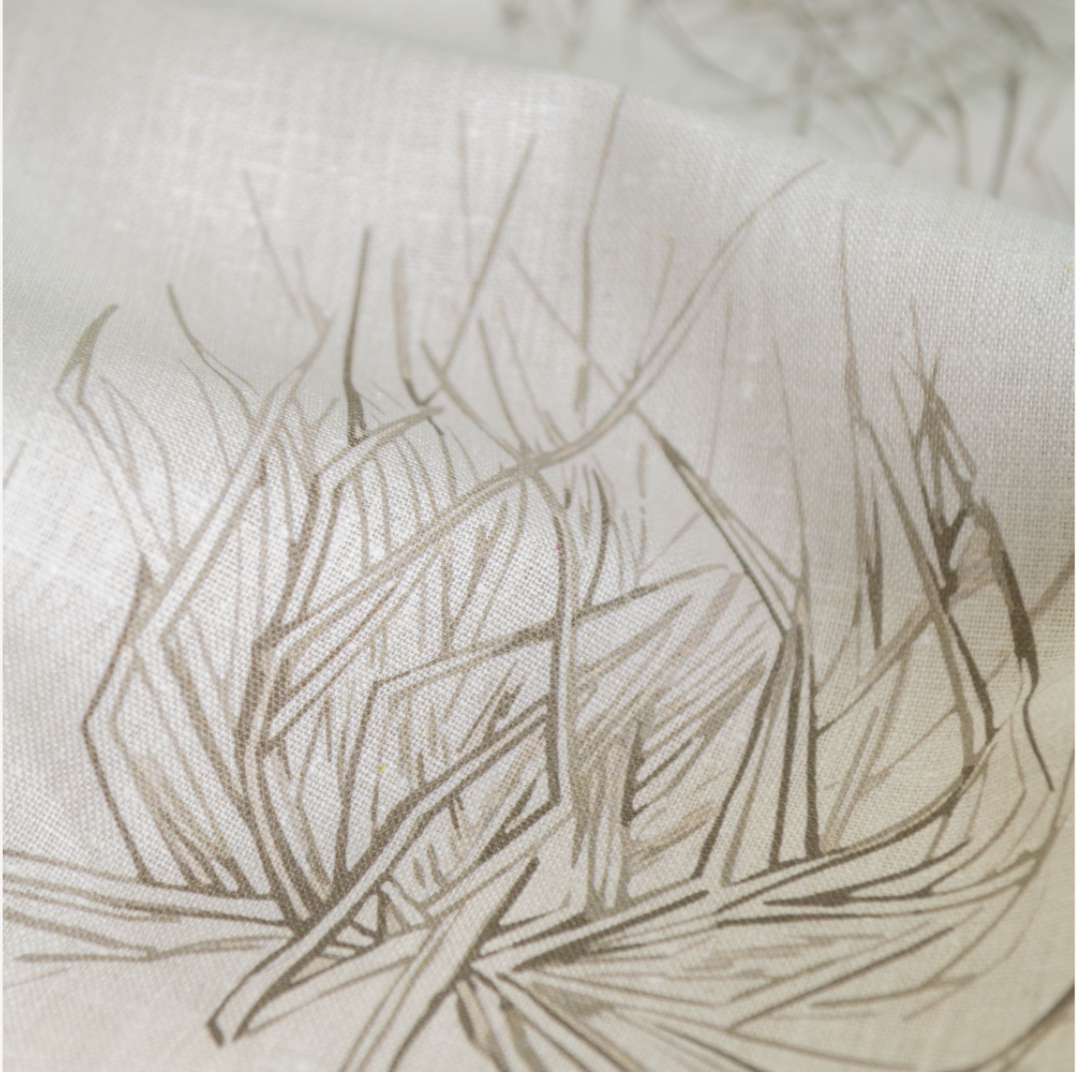 PALM | PUTTY ON NATURAL – Wendy Martin